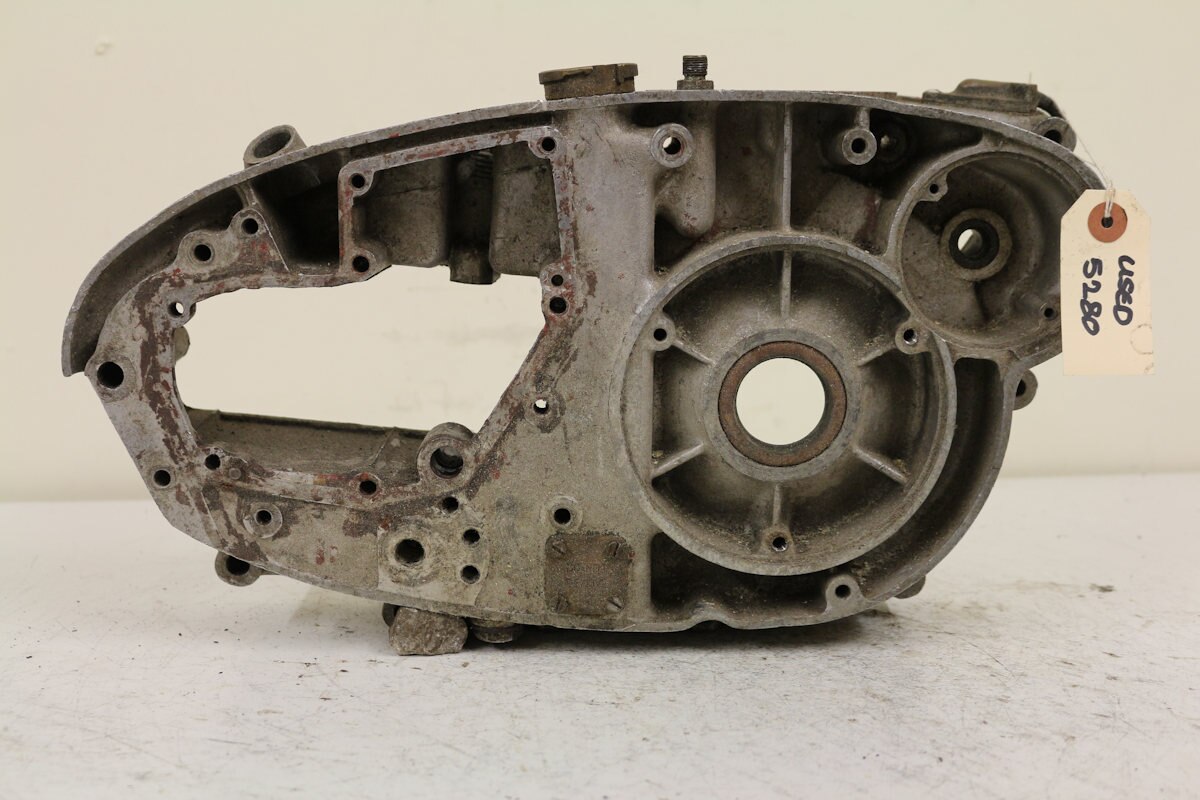 Right side crankcase. 1959-62 250 range