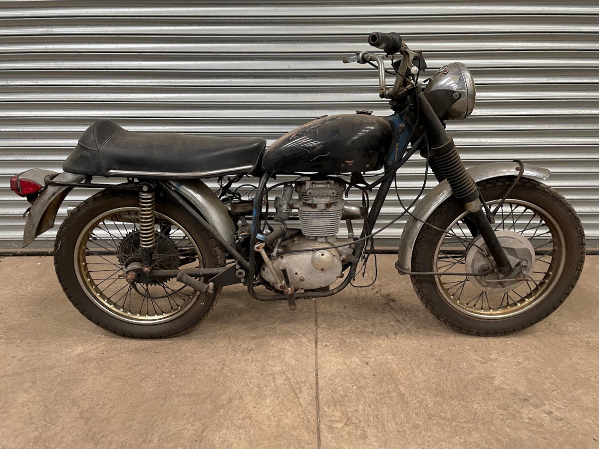 BSA B25 STARFIRE 1970 (PD03994)