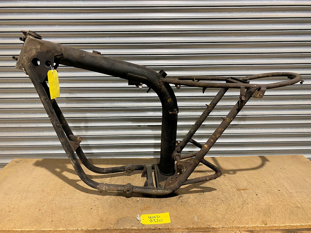 **USED** FRAME TRIUMPH OIF 1970 FRAME NUMBER: CE14476 CONDITION 3/10