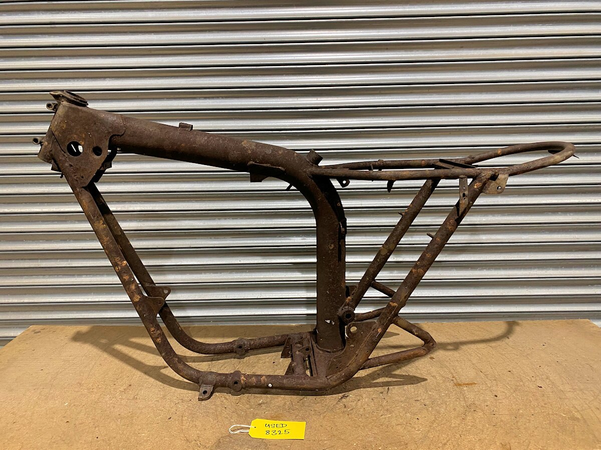 **USED** FRAME BSA/TRIUMPH OIF 1970? NO FRAME NUMBER CONDITION 3/10